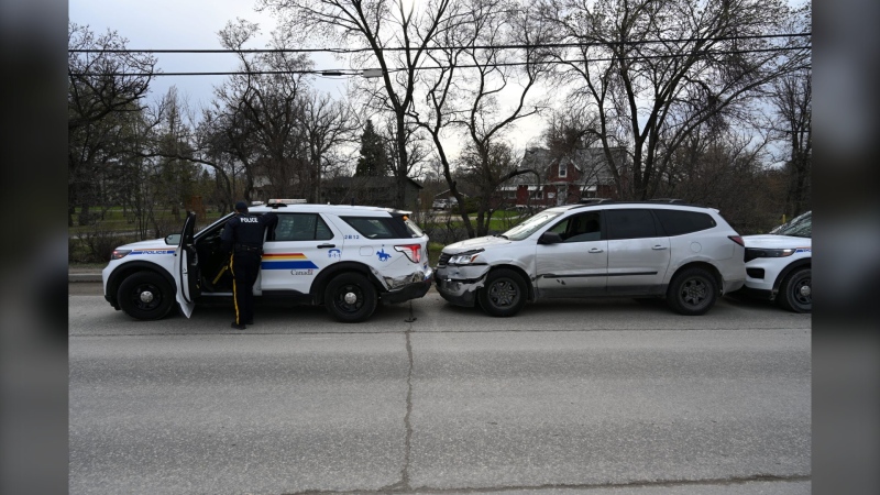 Rcmp Vehicle Rammed While Trying To Stop Swerving Vehicle On Perimeter Highway Downstream News 5199