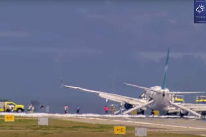 WestJet plane makes ‘hard landing’ Sunday at Sint Maarten airport ...