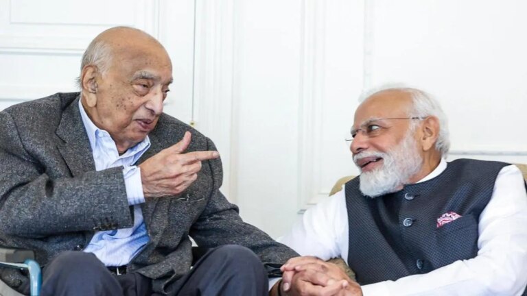Mohan Lal Mittal, father of Lakshmi Mittal, dies at 99 - Downstream ...